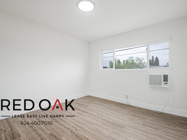 2 BR, 1 BA Apartment 4070 Venice Blvd, Los Angeles, CA 90019