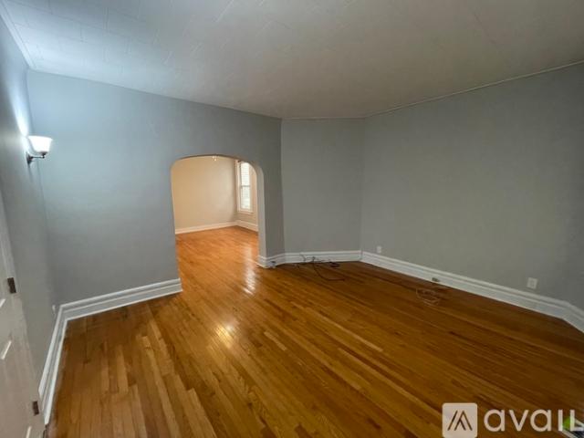 2 BR, 1 BA Apartment 409 Hamilton Street, Unit Unit 1, Harrison, NJ 07029