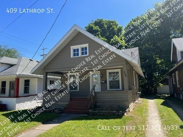 2 BR, 1 BA Apartment 409 Lathrop St Lansing, MI 48912