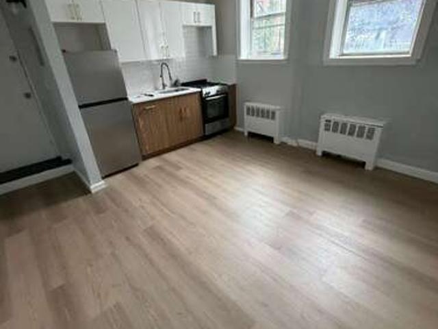2 BR, 1 BA Apartment 40 Irving St, Unit B 1, Newark, NJ 07104