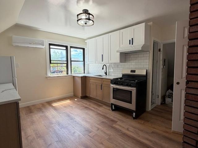 2 BR, 1 BA Apartment 40 Point Street, Unit 3Fl, Yonkers, NY 10701