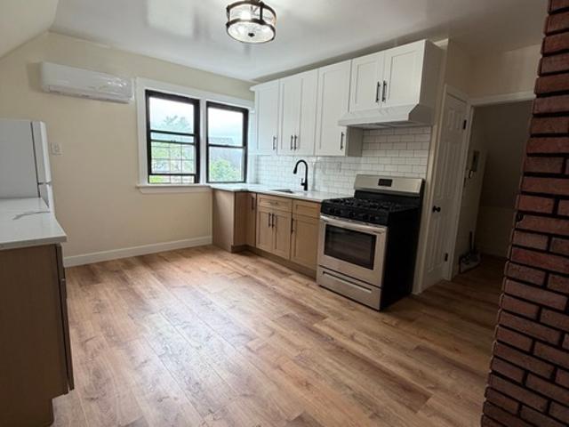 2 BR, 1 BA Apartment 40 Point Street, Unit 3Fl, Yonkers, NY 10701