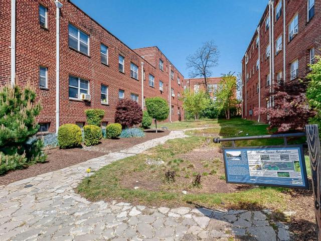 2 BR, 1 BA Apartment 4101 53rd Avenue Unit 4109T101, Bladensburg, MD 20710