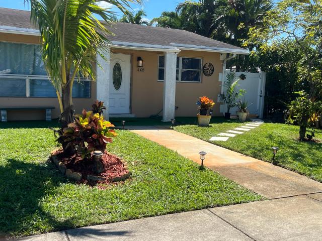 2 BR, 1 BA Apartment 4108 Southwest 21st Street, Fort Lauderdale, FL 33317
