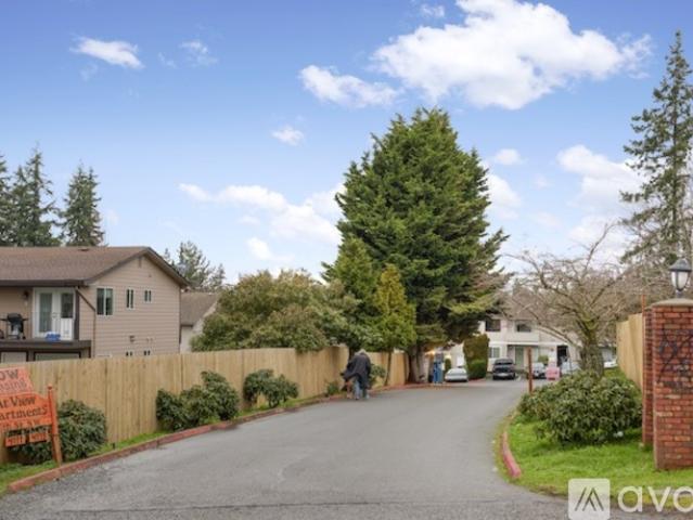 2 BR, 1 BA Apartment 4109 156th St SW, Unit B11, Lynnwood, WA 98087