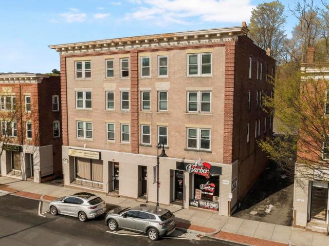 2 BR, 1 BA Apartment 411 431 N Main St. Rd, Bristol, CT 06010