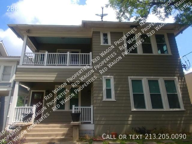 2 BR, 1 BA Apartment 411 W Mistletoe Ave, San Antonio, TX 78212