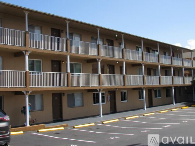 2 BR, 1 BA Apartment 411 N Halifax Ave, Unit 302, Daytona Beach, FL 32118