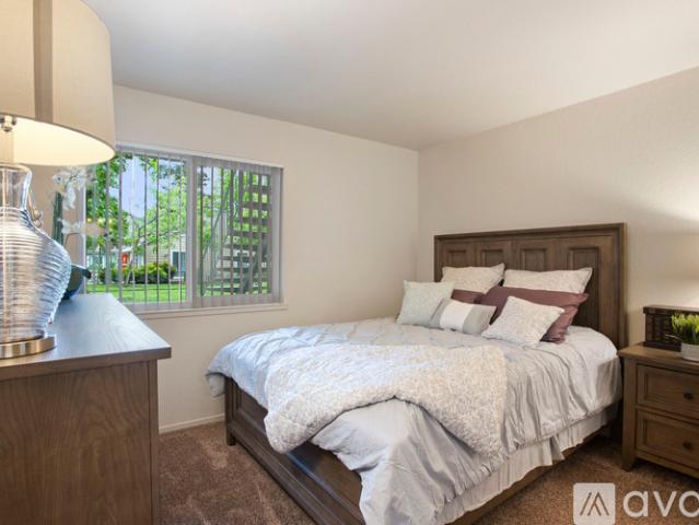 2 BR, 1 BA Apartment 4121 Dale Rd, Unit 52, Modesto, CA 95356