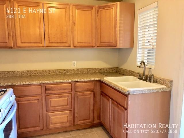 2 BR, 1 BA Apartment 4121 E Hayne St, Tucson, AZ 85711