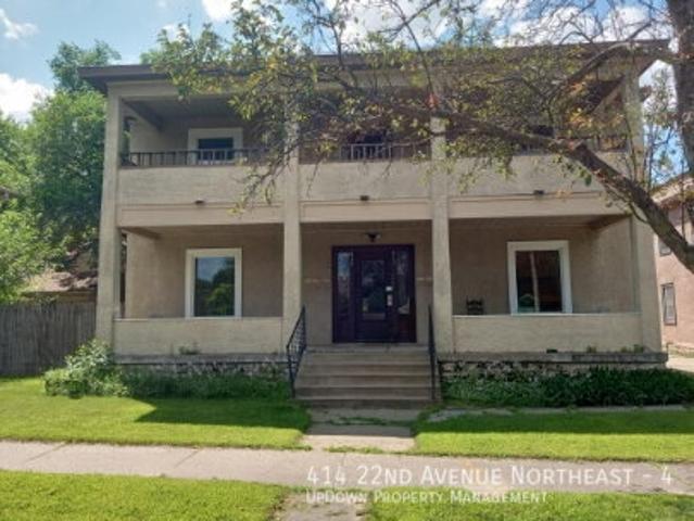 2 BR, 1 BA Apartment 414 22nd Avenue Northeast, Minneapolis, MN 55418