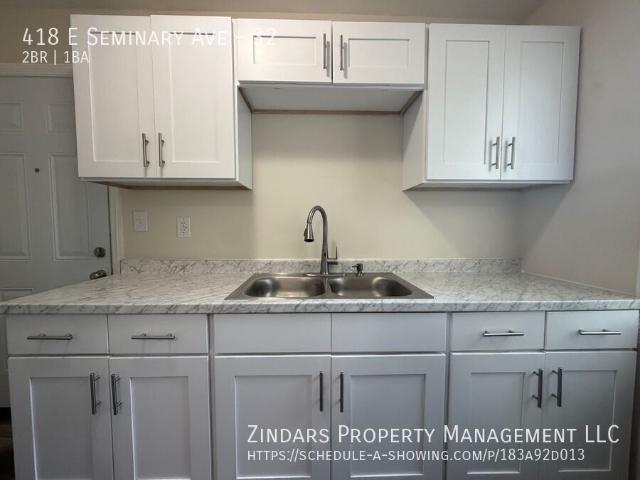 2 BR, 1 BA Apartment 418 E Seminary Ave, Hoopeston, IL 60942