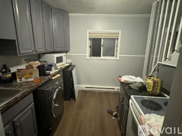 2 BR, 1 BA Apartment 419 Corner Street, Unit B, Dunmore, PA 18512