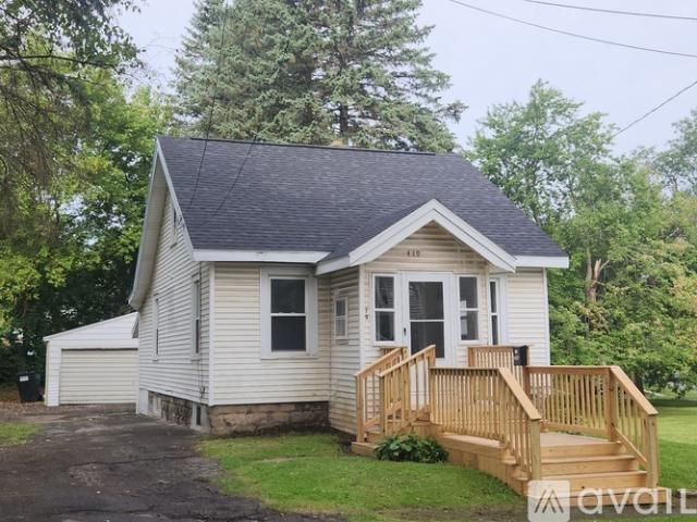 2 BR, 1 BA Apartment 419 Lillian Ave, Syracuse, NY 13206
