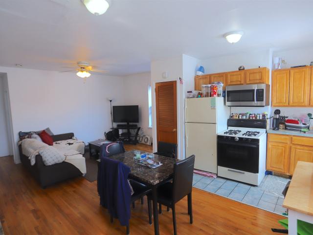 2 BR, 1 BA Apartment 423 Jackson St, Hoboken, NJ 07030
