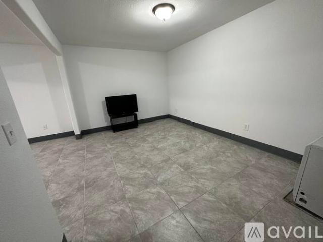 2 BR, 1 BA Apartment 42019 Sam Street, Unit B, Kenai, AK 99611