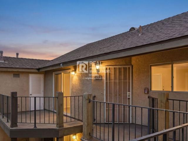 2 BR, 1 BA Apartment 4201 W 5th St, Santa ana, CA 92703