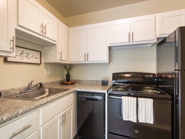2 BR, 1 BA Apartment 4210 Romaine Ct. Unit 4211 06, Cincinnati, OH 45209