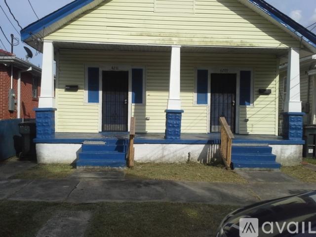 2 BR, 1 BA Apartment 4211 Hamilton Street, New Orleans, LA 70118