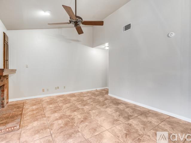 2 BR, 1 BA Apartment 4212 Medical Dr, Unit 711, San Antonio, TX 78229