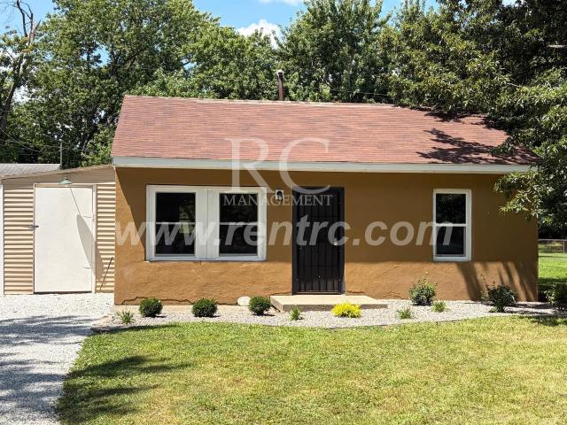 2 BR, 1 BA Apartment 421 Ferndale t, Tilton, IL 61844