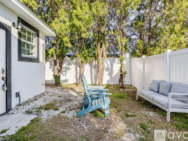 2 BR, 1 BA Apartment 4226 5th Ave N, Unit Unit C, St. Petersburg, FL 33713