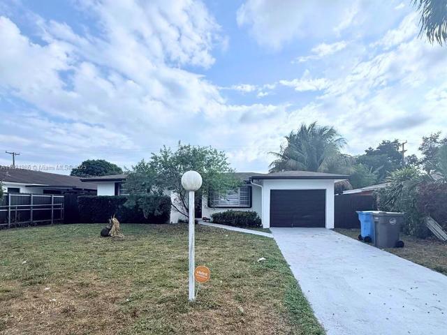 2 BR, 1 BA Apartment 4240 Southwest 27th Street, West Park, FL 33023