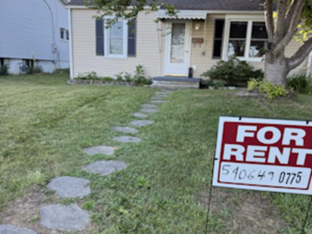 2 BR, 1 BA Apartment 424 S Poplar Ave, Waynesboro, VA 22980