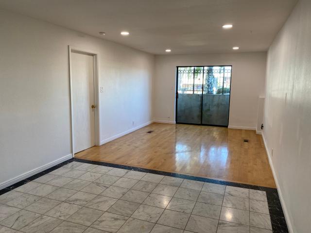 2 BR, 1 BA Apartment 425 S 900 E, Salt Lake City, UT 84102