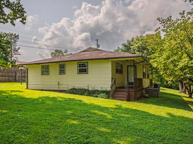 2 BR, 1 BA Apartment 426 Parliament Rd Unit, Harrogate, TN 37752