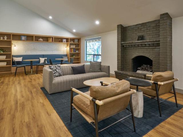 2 BR, 1 BA Apartment 4277 148th Avenue Northeast Unit 103, Bellevue, WA 98007