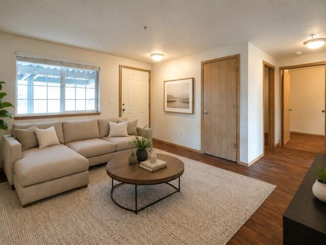 2 BR, 1 BA Apartment 4290 Addy Street Unit 412, Washougal, WA 98671