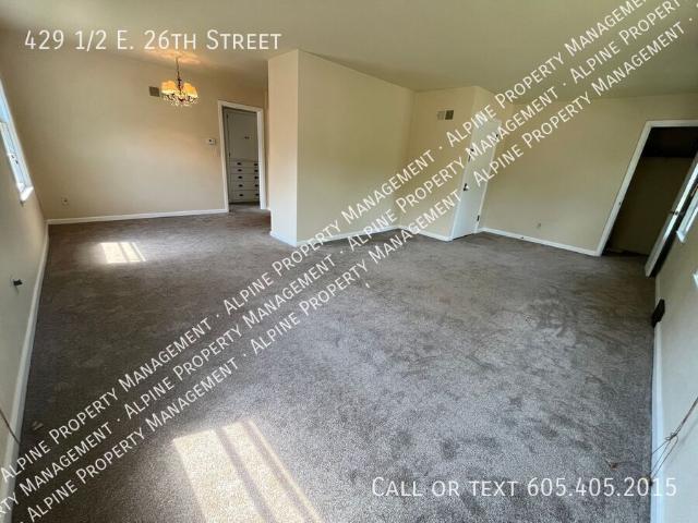 2 BR, 1 BA Apartment 429 1/2 E. 26th Street, Sioux Falls, SD 57105