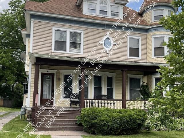 2 BR, 1 BA Apartment 42 Waterman St, Lockport, NY 14094