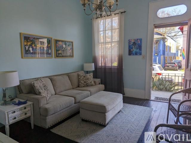 2 BR, 1 BA Apartment 431 Vallette Street, New Orleans, LA 70114