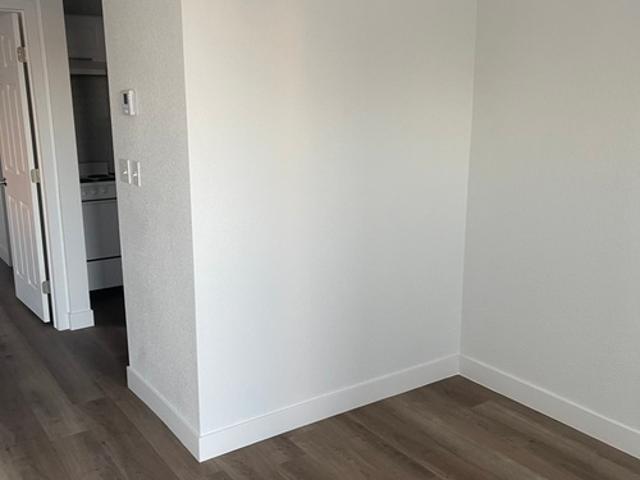 2 BR, 1 BA Apartment 432 East Sunset Road, Unit D, Henderson, NV 89011