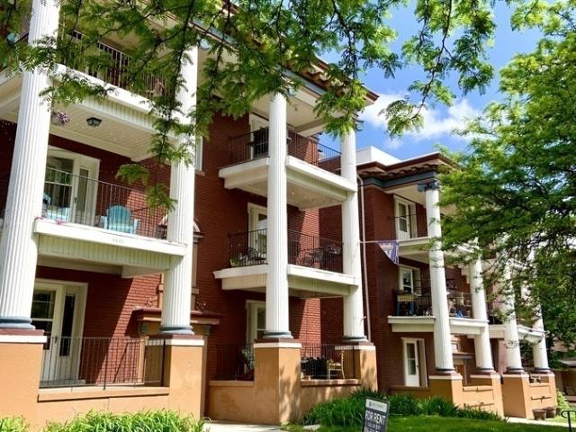 2 BR, 1 BA Apartment 4341 Harrison St Kansas City, MO 64111