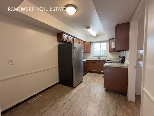2 BR, 1 BA Apartment 4350 Ingalls St, Wheat Ridge, CO 80033