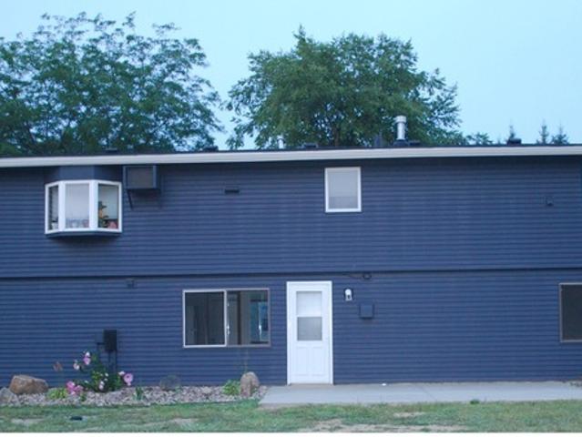 2 BR, 1 BA Apartment 4396 220th Street East, Unit House, Prior Lake, MN 55372