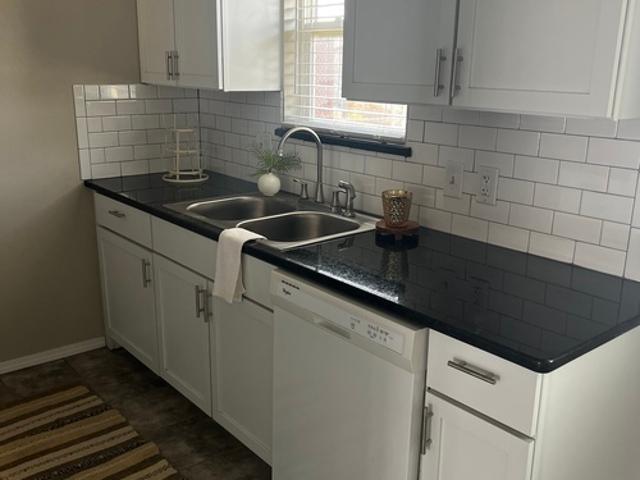 2 BR, 1 BA Apartment 43 Shirley Ln, Edmond, OK 73003