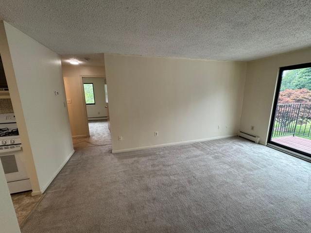 2 BR, 1 BA Apartment 4 Washington St, Methuen, MA 01844