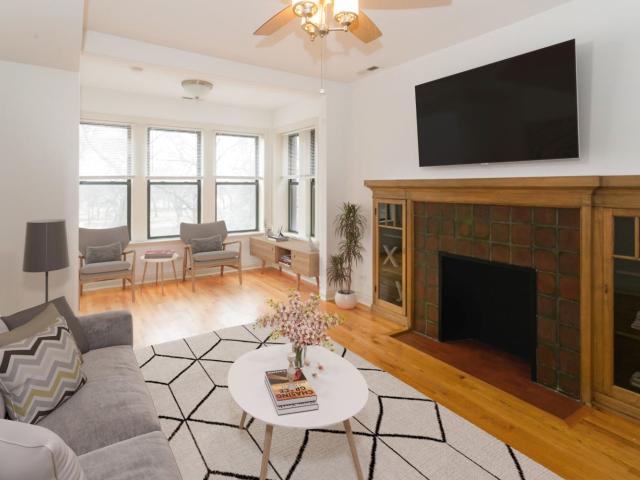 2 BR, 1 BA Apartment 5401 5409 South Cottage Grove Avenue Unit 809 2, Chicago, IL 60615