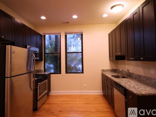 2 BR, 1 BA Apartment 5407 N Ravenswood Ave, Unit 1F, Chicago, IL 60640
