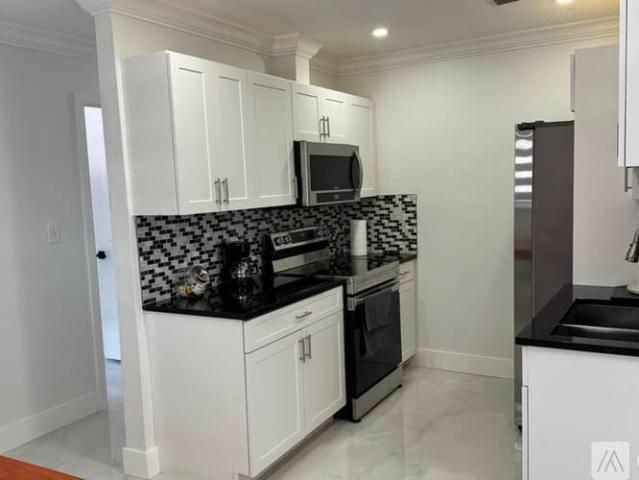 2 BR, 1 BA Apartment 5407 Rosemont Avenue, Tampa, FL 33614