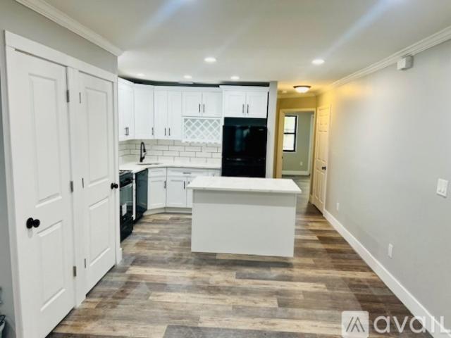 2 BR, 1 BA Apartment 545 Hancock Street, Unit 1, Brooklyn, NY 11233