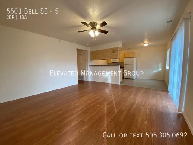 2 BR, 1 BA Apartment 5501 Bell SE, Albuquerque, NM 87108