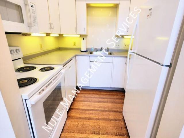 2 BR, 1 BA Apartment 5518 Ellsworth Avenue, Pittsburgh, PA 15232