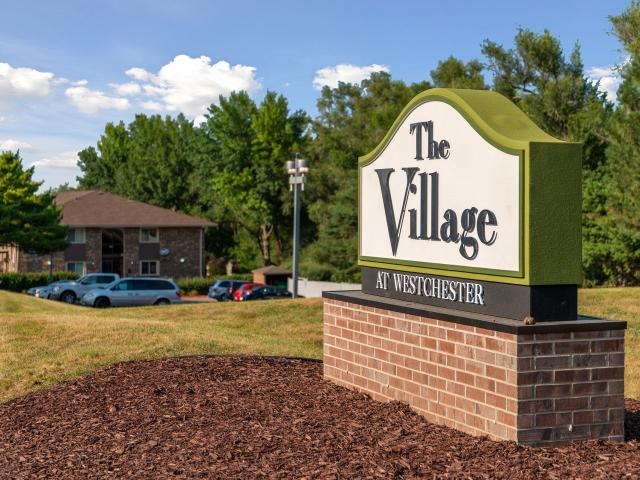2 BR, 1 BA Apartment 5528 Meredith Drive Unit 05 142, Des Moines, IA 50310
