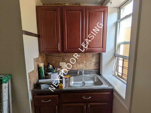 2 BR, 1 BA Apartment 554 Ave C, Bayonne, NJ 07002