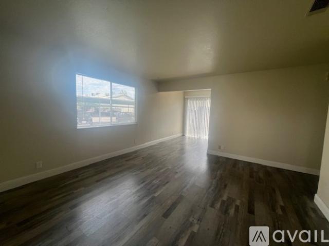 2 BR, 1 BA Apartment 556 N Lincoln Ave, Unit 15, Manteca, CA 95336
